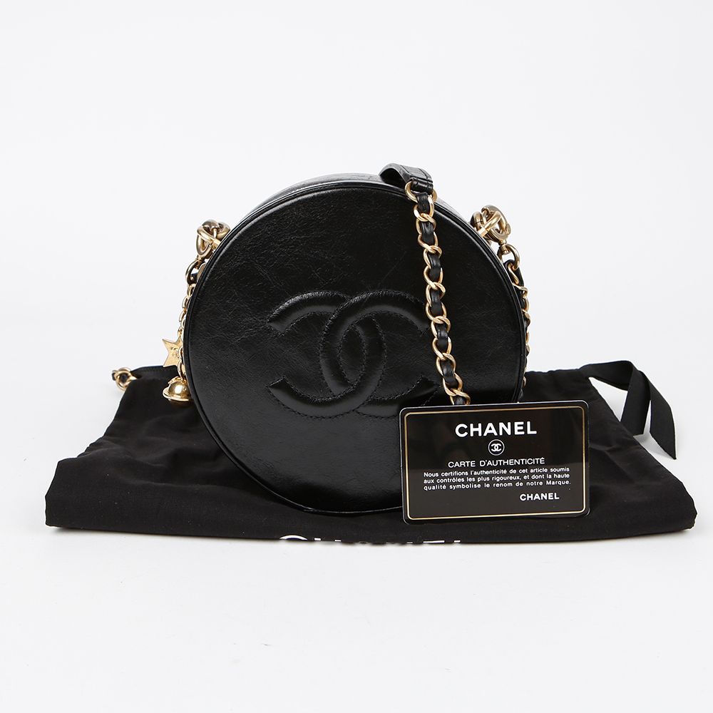 CHANEL CC Logo Charm Round Tote Shoulder Bag 147629756 – trenbe